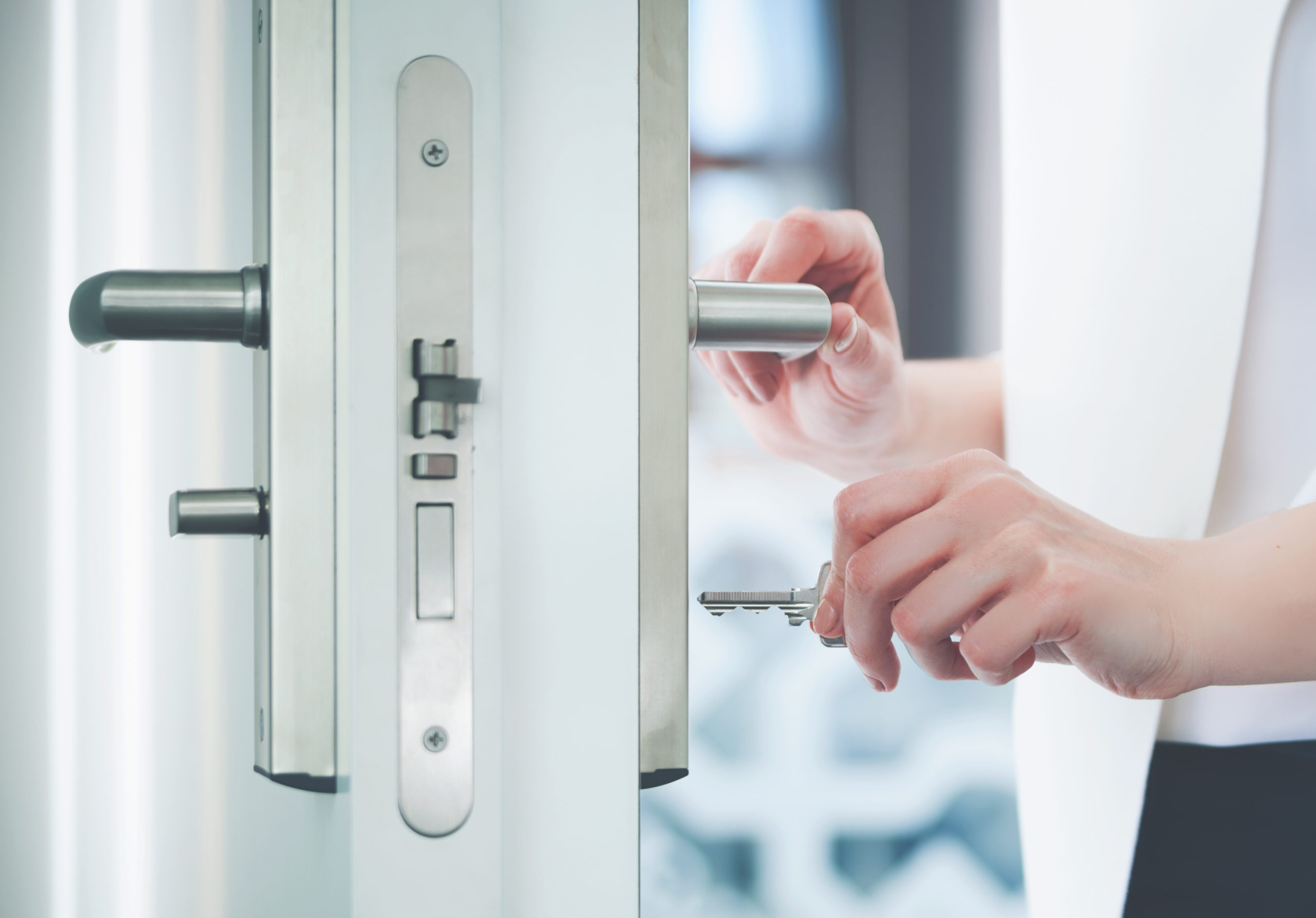 Everything to Know About Commercial Storefront Door Locks